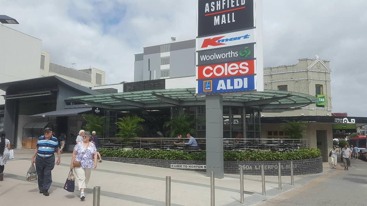 URBAN ARTISANS CAFE AT ASHFIELD MALL - Cerno